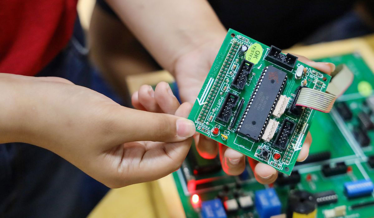 Electrical Engineering Innovations Driving the Digital and Energy Revolution | Profenaa ...